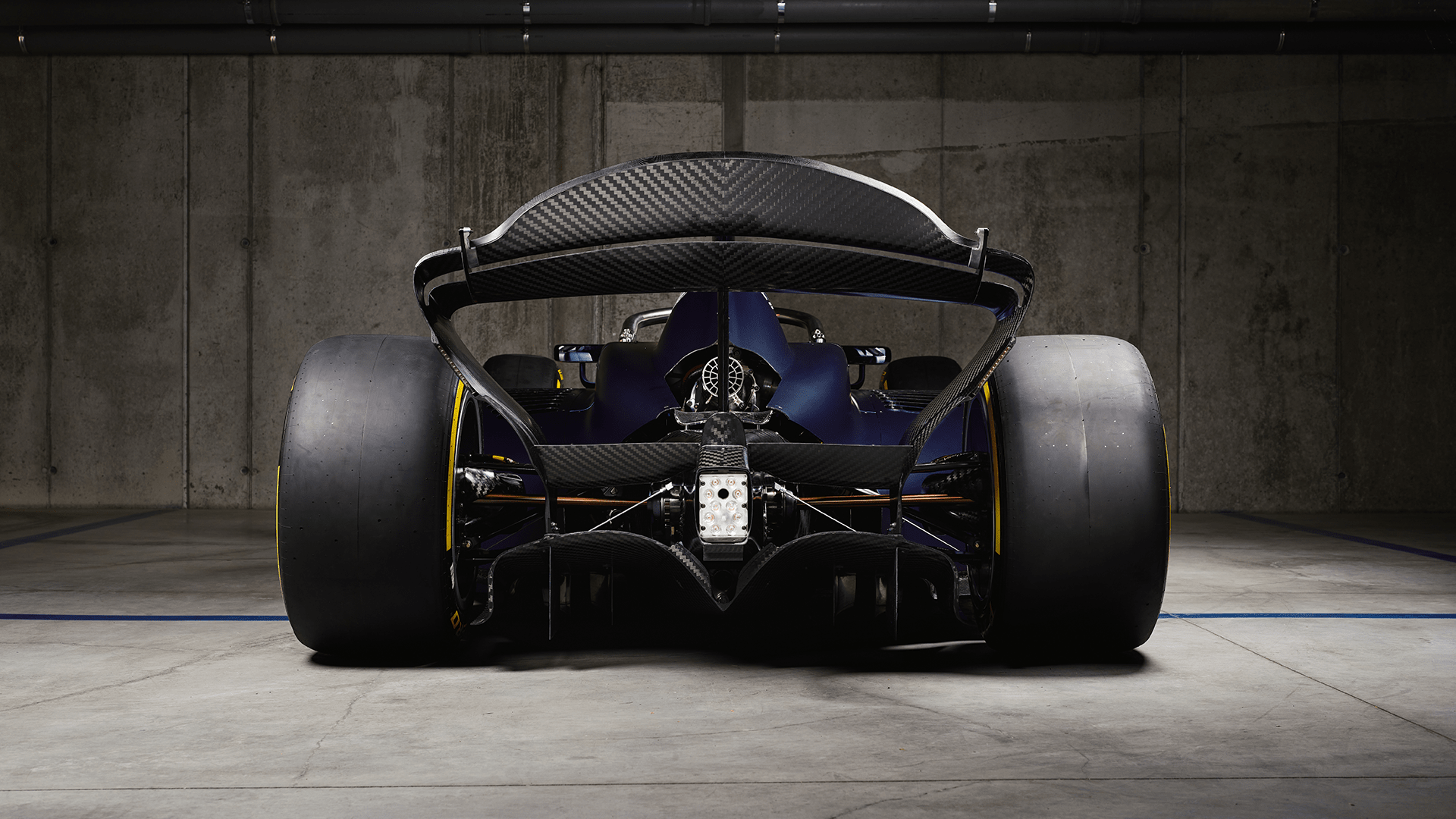 Formula 2 Technical Specification: New F2 2018 Car Never So Close To